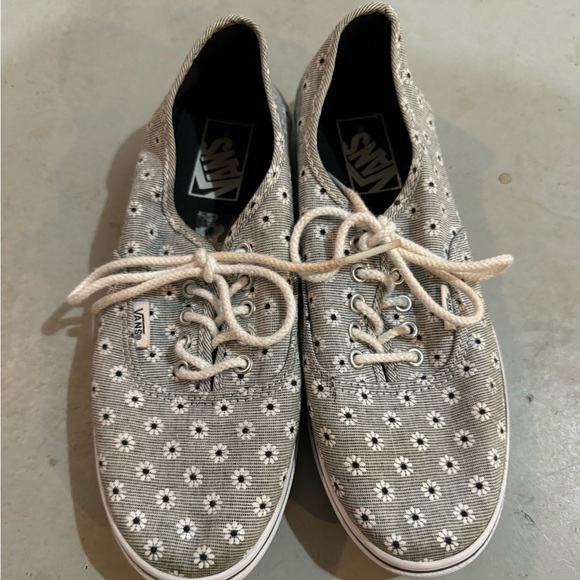 Vans | Shoes | Vans Lowline Daisy Shoes | Poshmark
